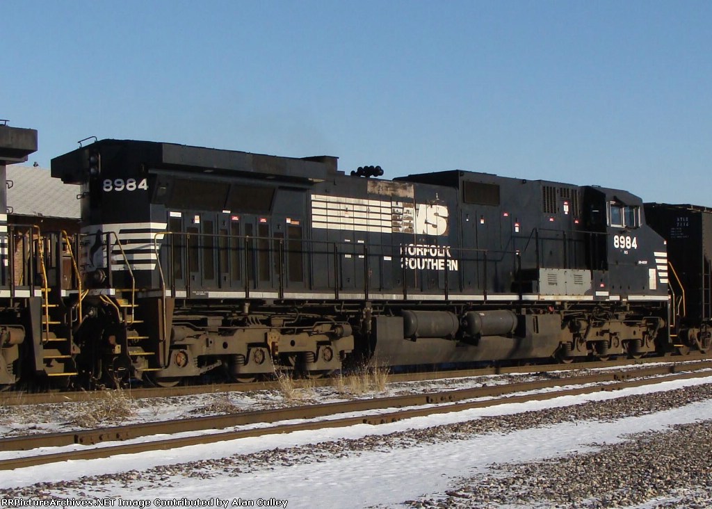 NS 8984